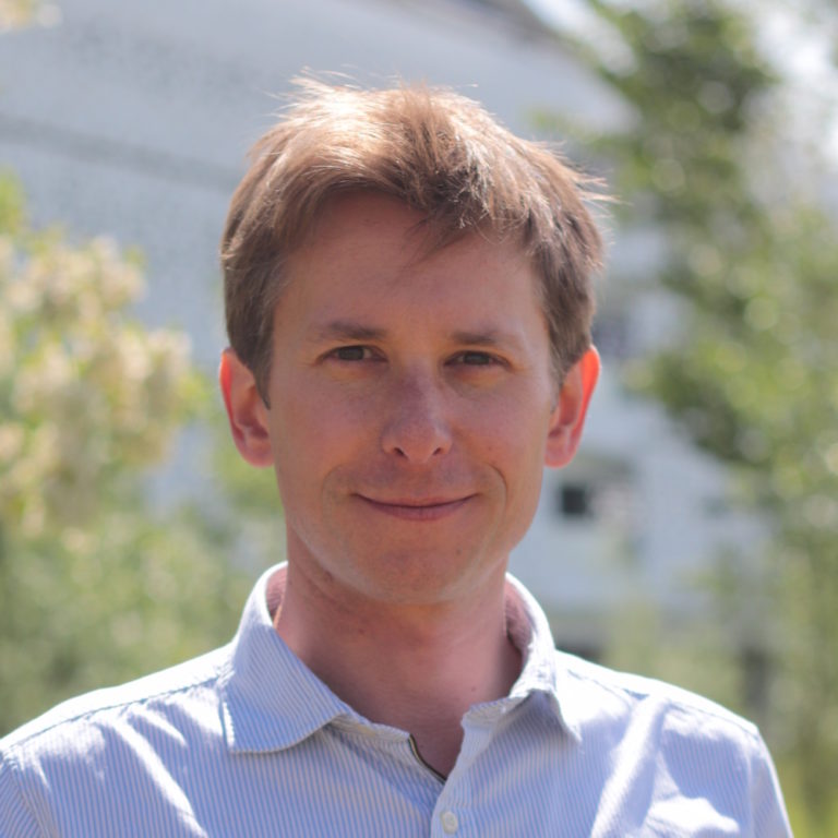 Kevin Vynck - Complex Nanophotonics Science Camp