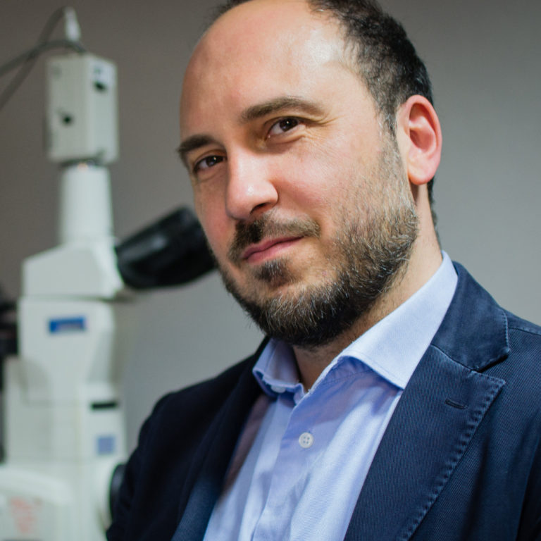 Roberto Di Leonardo - Complex Nanophotonics Science Camp